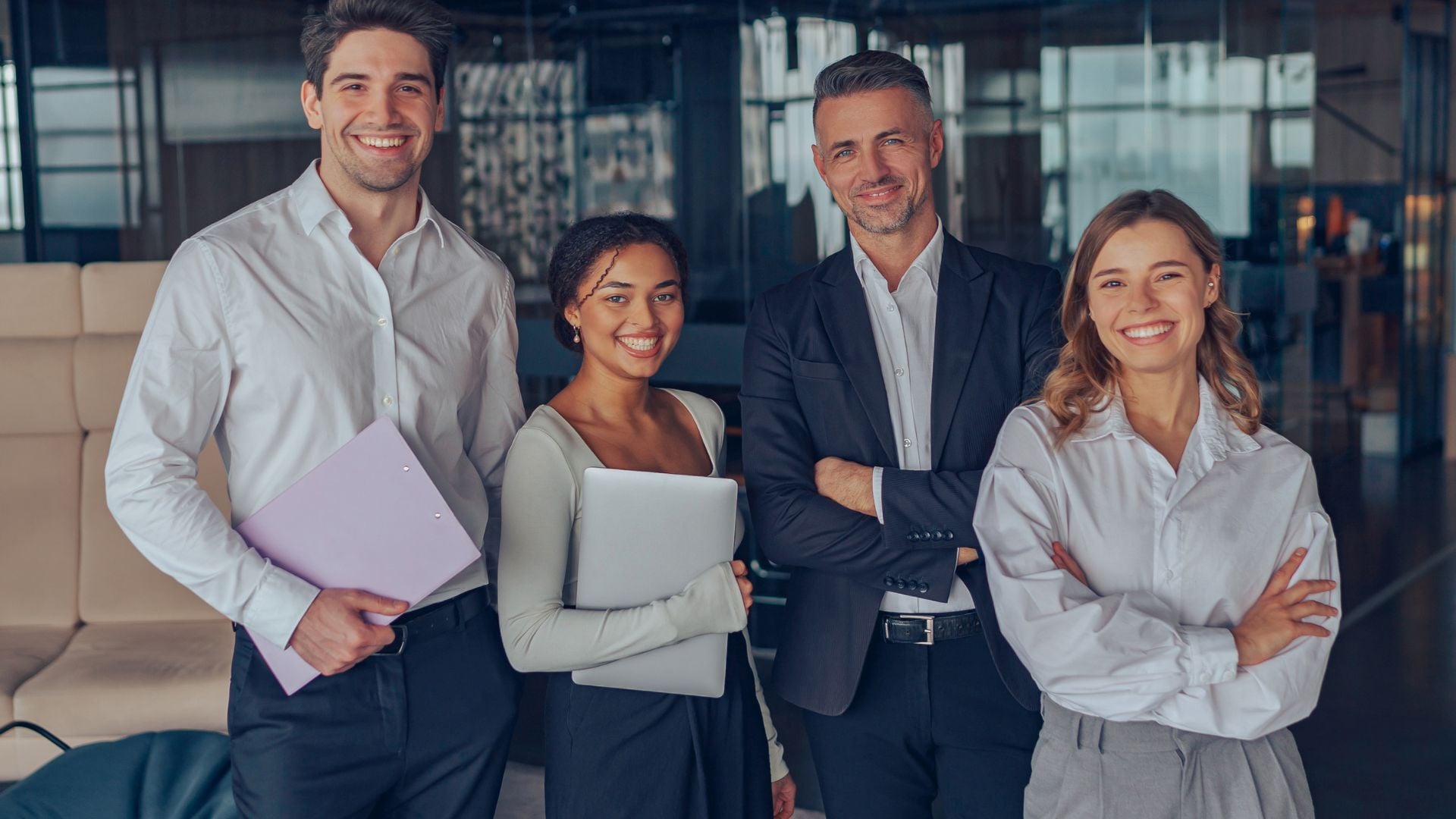 Verbindlichkeit im Team fördern mit Tipps aus "Crucial Accountability"
